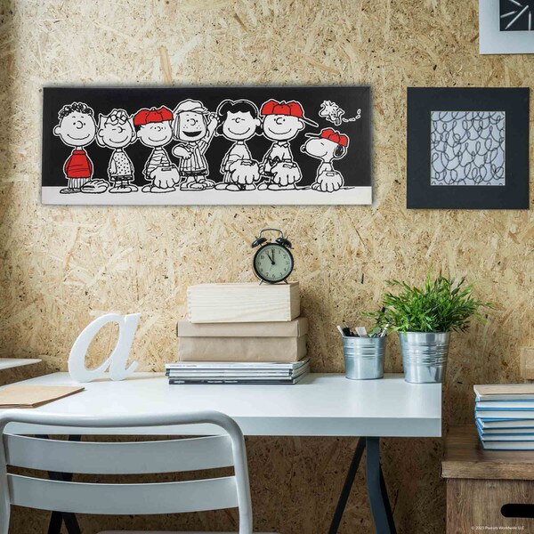 Peanuts Worldwide LLC Charlie Brown, Snoopy, & Gang Baseball Team ...