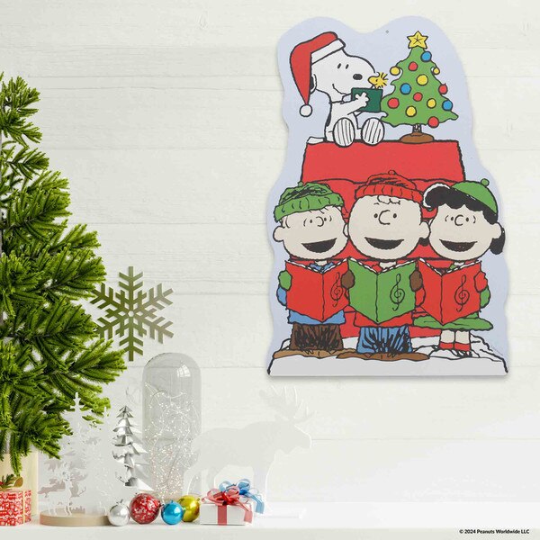 Peanuts Charlie Brown, Snoopy, & Friends Christmas Caroling Metal Sign ...